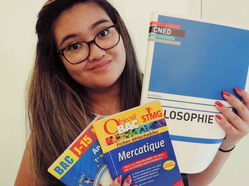 CNED - Bonjour French Academy